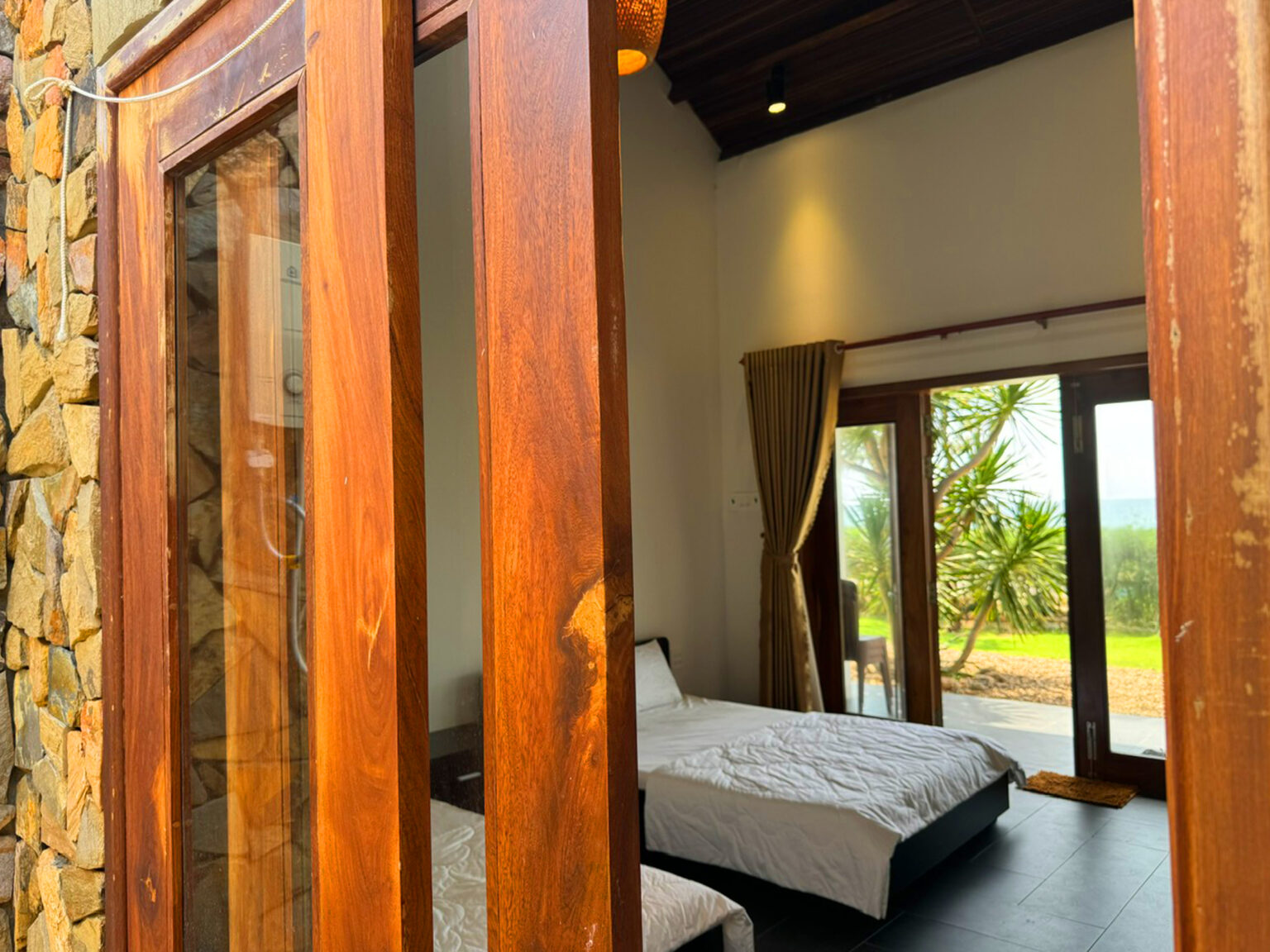 Homestay Long Thủy Song Ngư House - Phòng Deluxe (2 giường 1,4m - 790k ...